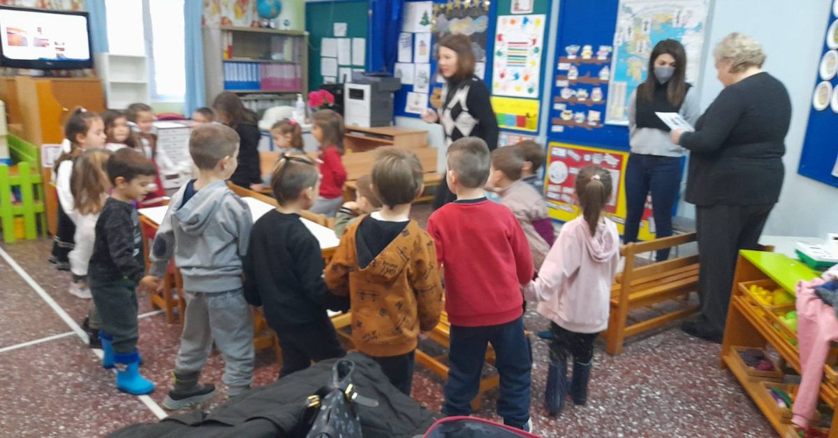 Το Λύκειο των Ελληνίδων Βέροιας στο 7ο Νηπιαγωγείο Βέροιας - Verianet
